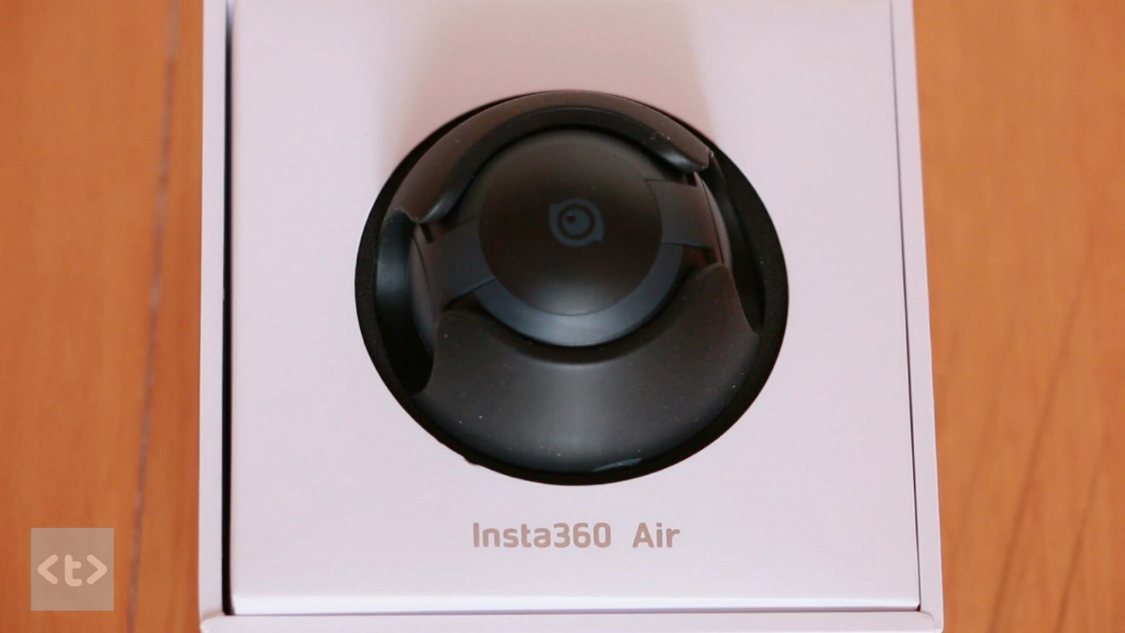 【视频】全景VR摄像头Insta360 Air评测：什么？你的照片还是平面的？ - 动点科技
